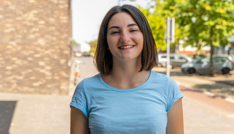 Want to work abroad? You can start working now! | SBA Flex